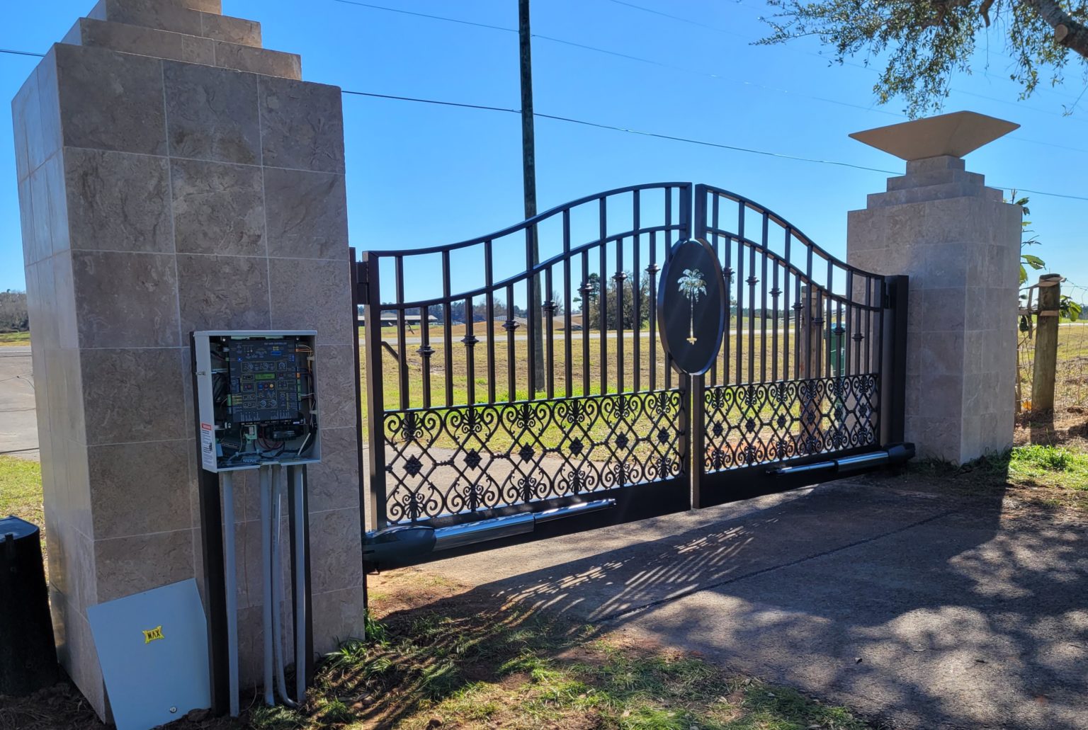 Automated Gates | Raising Property Values and Creating Amazing Curb ...